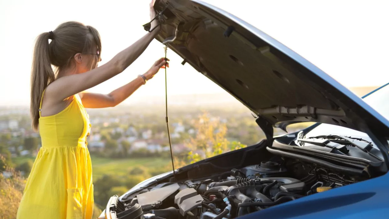 What is a Car Hood?- What do they do and how to open